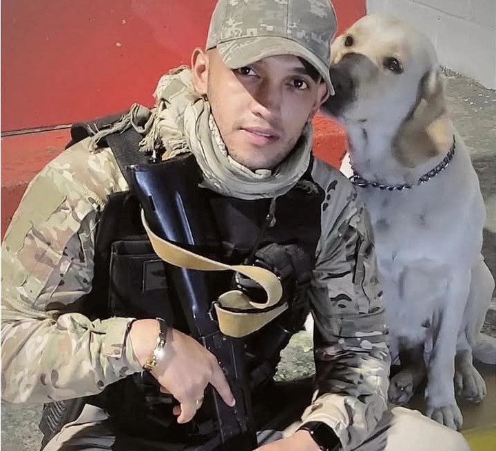 GNB fue hallado muerto dentro de su carro en la Cota Mil - La Nueva ...