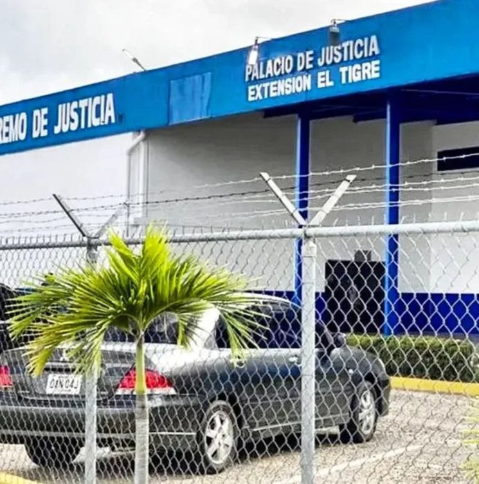 Schmilinsky Atencio asume presidencia del Circuito Penal de Anzoátegui ...